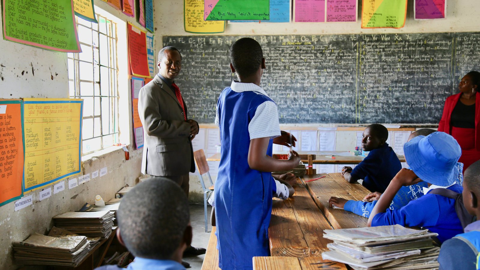 Zimbabwe : la récession économique met à mal le système éducatif ...
